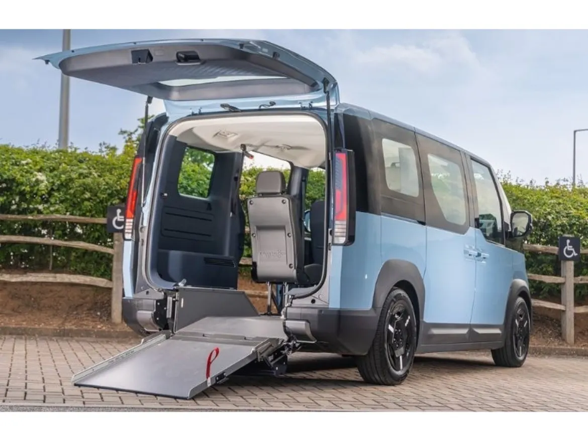 Kia Unveils New PV5 WAV At Motability Scheme Live 2026